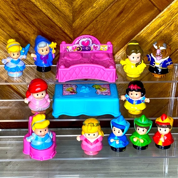 Fisher-Price | Toys | Fisher Price Little People Princess Lot | Poshmark